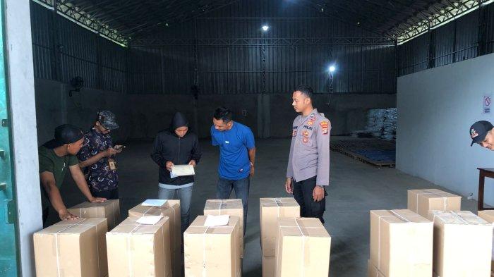 KPU Pringsewu Lampung Kembali Menerima Logistik Pilkada Serentak 2024 - Tribunlampung.co.id