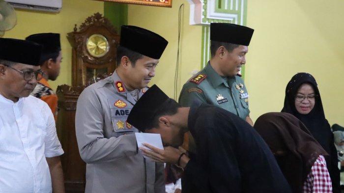 Kapolres Mesuji Polda Lampung Hadiri Safari Ramadan di Buko Poso ... Kapolres Mesuji Polda Lampung Hadiri Safari Ramadan di Buko Poso ...