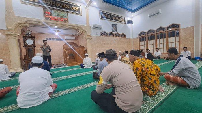 Curhat Subuhan, Kapolsek Tanjung Karang Timur Polda Lampung Sambangi ... Curhat Subuhan, Kapolsek Tanjung Karang Timur Polda Lampung Sambangi ...