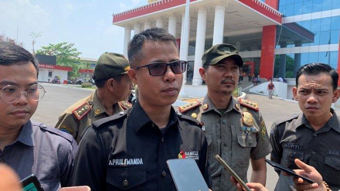 Bawaslu Bandar Lampung Belum Tertibkan APS Baliho di Jalan Protokol - Tribunlampung.co.id