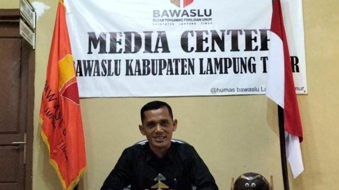 Langgar Kode Etik, Bawaslu Lampung Timur Berhentikan Ketua Panwascam Gunung Pelindung ...
