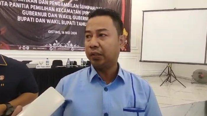 KPU Tanggamus Lampung Lantik 100 PPK Pilkada 2024 - Tribunlampung.co.id