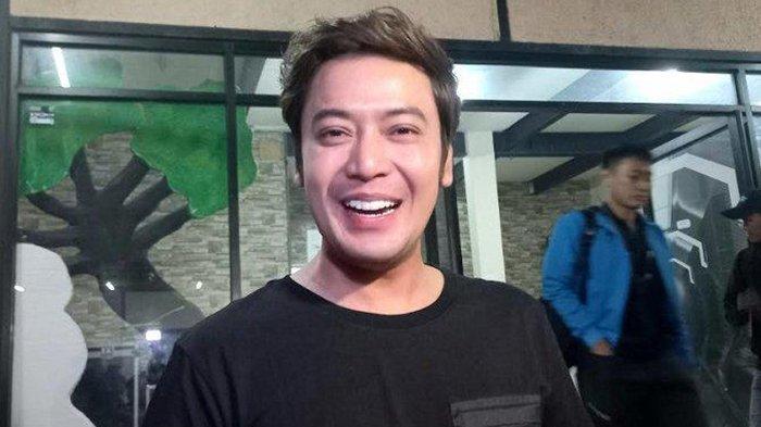 Kriss Hatta Pilih Pacaran dengan Anak Usia 14 Tahun ketimbang Gadis 25 Tahun - Tribunlampung.co.id