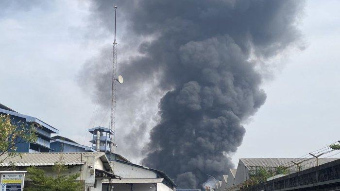 9 Orang Meninggal dalam Kebakaran Pabrik di Bekasi - Tribunlampung.co.id