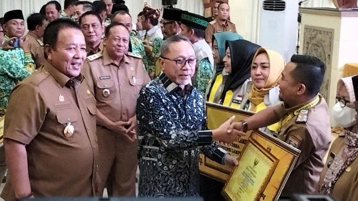 Gubernur Lampung Arinal Launching Beras Medium Tani Jaya - Tribunlampung.co.id
