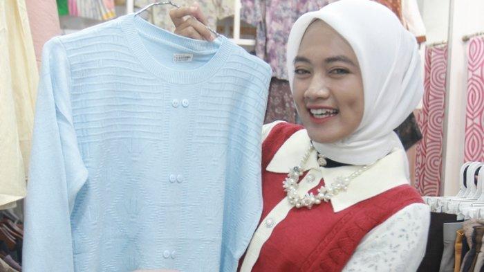 Motifnya Lucu-lucu, Cardigan Rajut Dipakai untuk Segala Kondisi ...