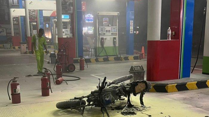 Percikan Api Mesin Diduga Pemicu Kebakaran Motor di SPBU Antasari Bandar Lampung - Tribunlampung ...