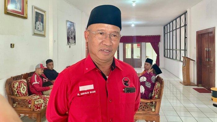 Mukhlis Basri Minta Parosil Bentuk Koalisi Besar Demi Membangun Lampung Barat - Halaman all ...