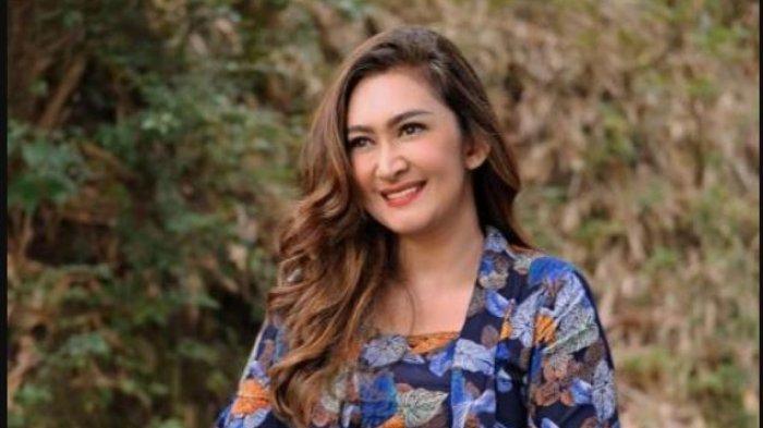 Nafa Urbach Caleg Artis Dapil Jawa Tengah yang Berpeluang Lolos ke Senayan - Tribunlampung.co.id
