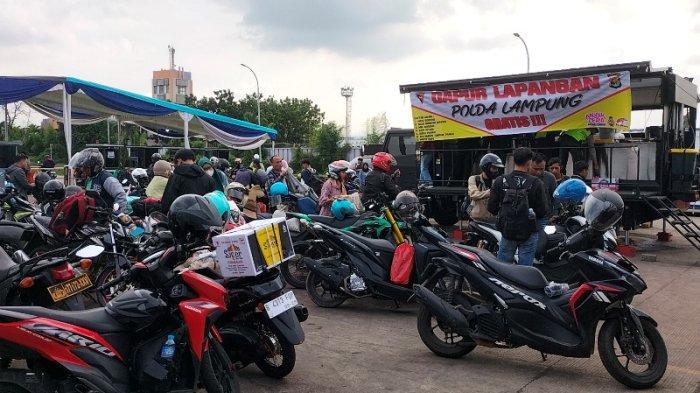 Cerita Pemudik Pilih Menyeberang dari Pelabuhan Panjang Demi Hindari Macet di Bakauheni ...
