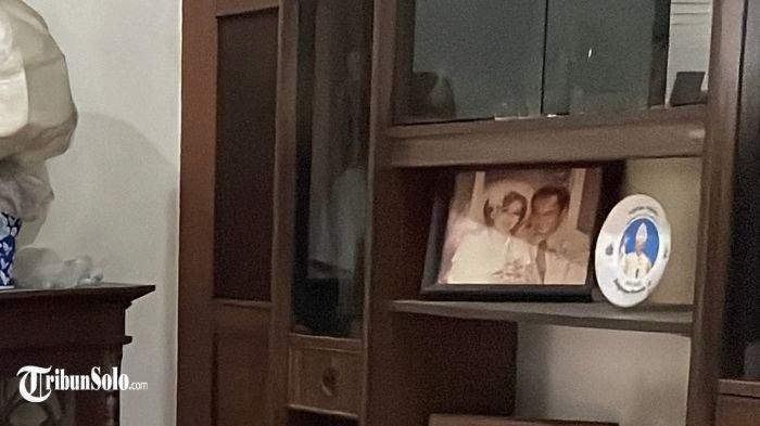 Pasutri Lansia Ditemukan Tewas di Rumah, Keberadaan Anak Jadi Misteri - Tribunlampung.co.id