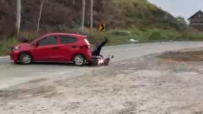 Video Polisi Kejar Pencuri yang Kendarai Brio Merah di Pesisir Barat Viral - Tribunlampung.co.id