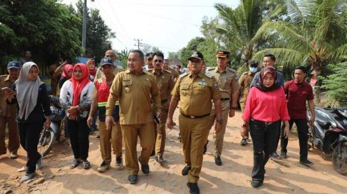 Pemkab Lampung Selatan Segera Perbaiki 2,3 Km Jalan Desa Karang Rejo - Tribunlampung.co.id