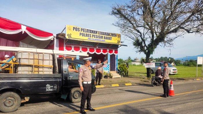 Jalur Mudik Terpantau Meningkat, Polres Pesisir Barat Polda Lampung Beri Layanan Optimal ke ...