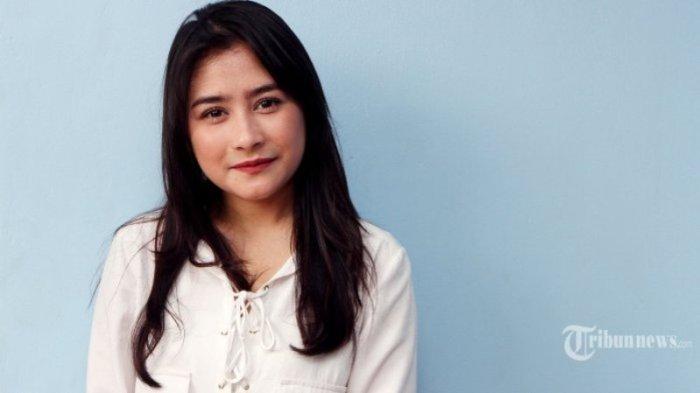 Prilly Latuconsina Disindir Kiky Saputri soal Pasangan Jadi Sorotan ... Prilly Latuconsina Disindir Kiky Saputri soal Pasangan Jadi Sorotan ...