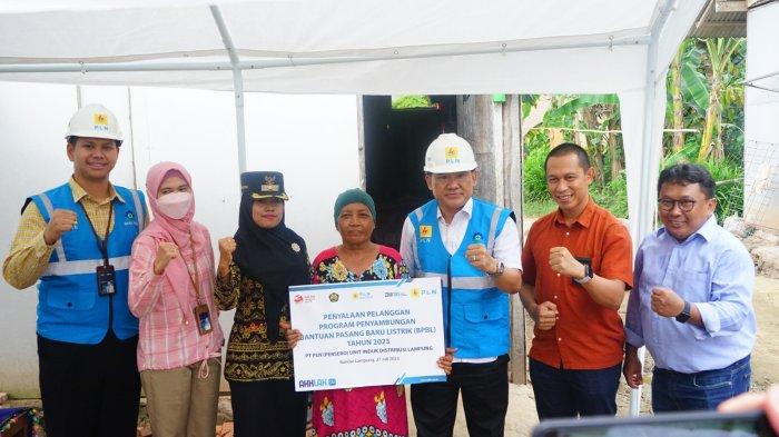 Negara Hadir Wujudkan Energi Berkeadilan, PLN Sambung Listrik Gratis 750 Warga Lampung ...