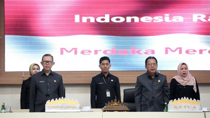 DPRD dan Pemprov Lampung Resmi Sepakati 6 Raperda - Tribunlampung.co.id DPRD dan Pemprov Lampung Resmi Sepakati 6 Raperda - Tribunlampung.co.id