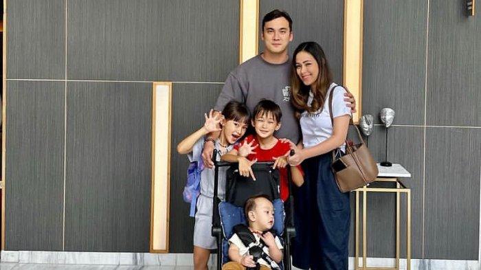 Cara Lady Nayoan Hadapi Anak yang Tahu Masalahnya dengan Rendy ...