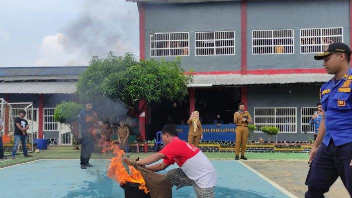 Antisipasi Kebakaran, Rutan Sukadana Lampung Timur Simulasi Tanggap ... Antisipasi Kebakaran, Rutan Sukadana Lampung Timur Simulasi Tanggap ...