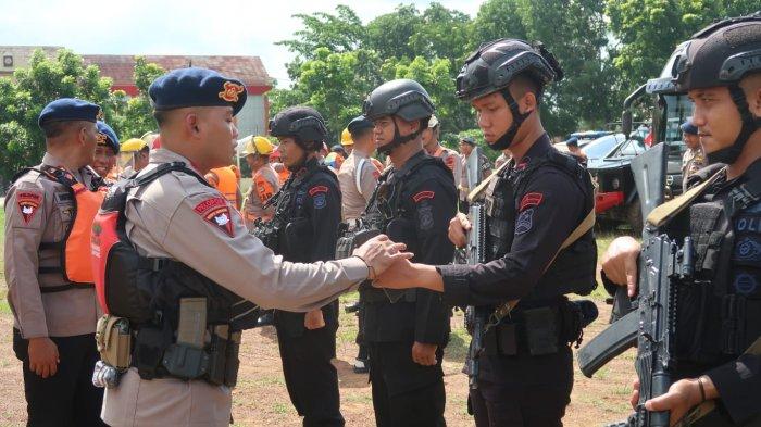 Satu Kompi Brimob Siaga Tanggap Bencana di Lampung Tengah - Tribunlampung.co.id