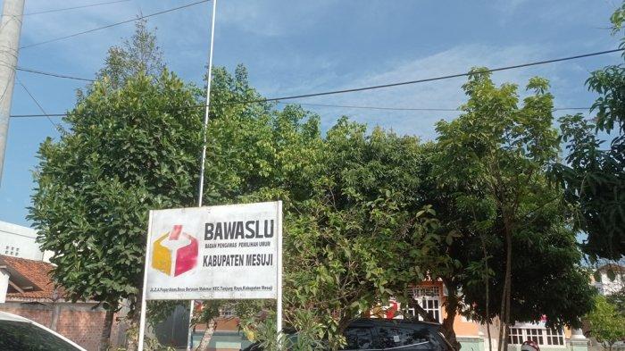 Bawaslu Mesuji Buka Posko Permohonan Sengketa Pasca Penetapan DCT - Tribunlampung.co.id