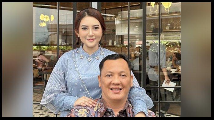 Sosok drg Elin Septiani, Istri Aries Sandi yang Bakal Maju di PSU Pilkada Pesawaran - Halaman ...