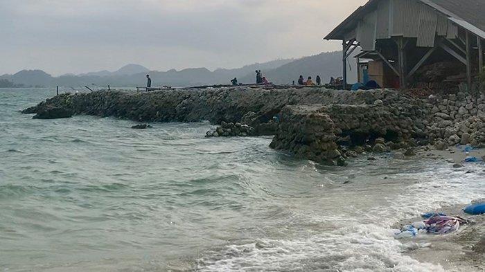 Warga Pesisir Diminta Waspada, BMKG Maritim Lampung Keluarkan Peringatan Dini Banjir Rob ...