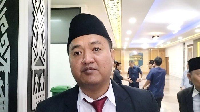 Resmi Jabat Kadisdikbud, Thomas Americo Berkomitmen Tuntaskan Persoalan ...