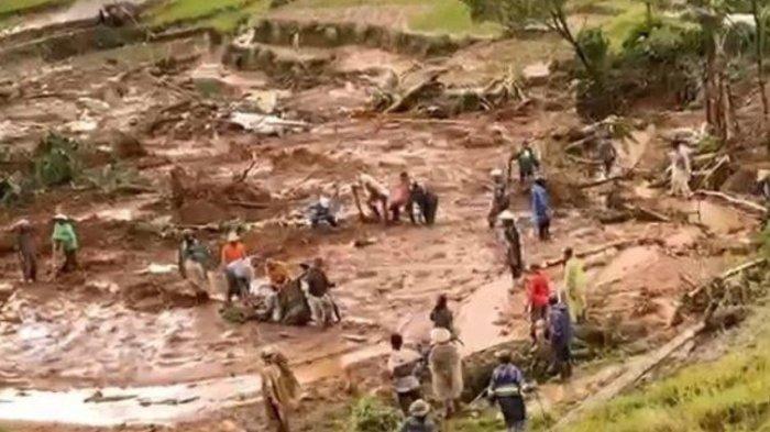 21 Korban Longsor Pekalongan Ditemukan Meninggal, Lima Masih Dicari - Tribunlampung.co.id