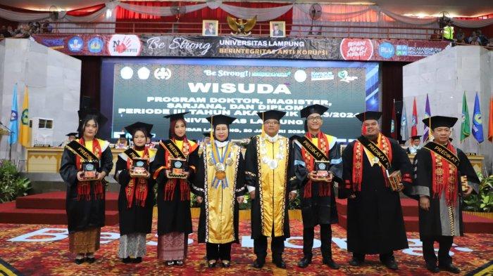 Unila Mewisuda 745 Mahasiswa Program Doktor, Magister, Sarjana, dan Diploma Periode III ...