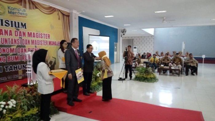 Universitas Saburai Gelar Yudisium Program Sarjana dan Magister FEB ...