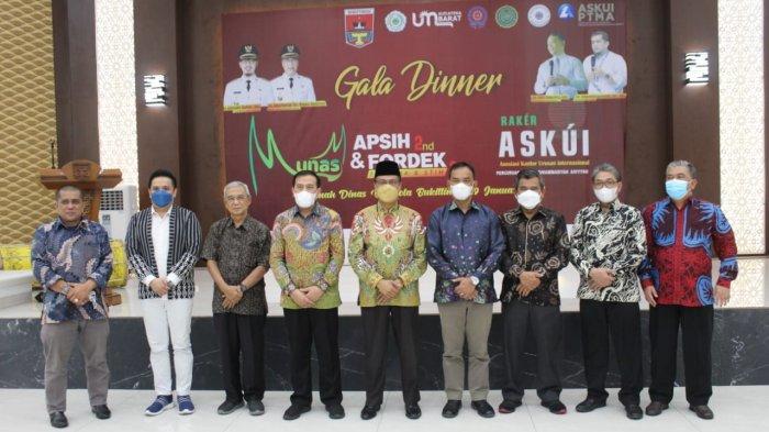 Rektor Jazim Ahmad, Dekan FH dan Kepala KUI UM Metro Hadiri Forum Dekan ...