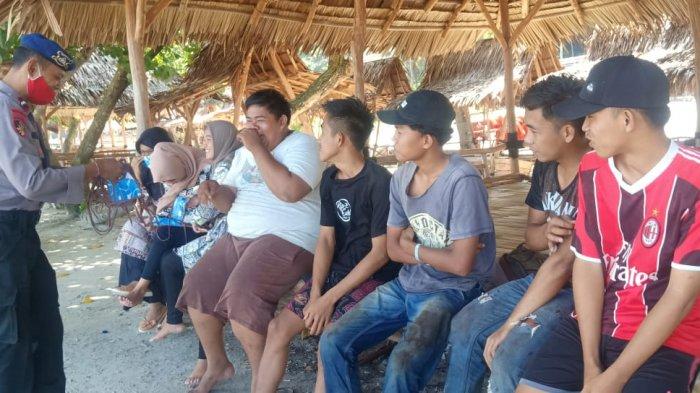 Babinkamtibmas Sosialisasi New Normal di Pulau Mangkudu - Tribunlampung ...