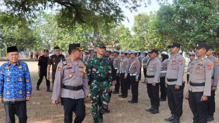 Apel Gelar Pasukan OMB 2023-2024, Kapolres : Kita Siap Ciptakan Pemilu Damai di Lampung Tengah ...