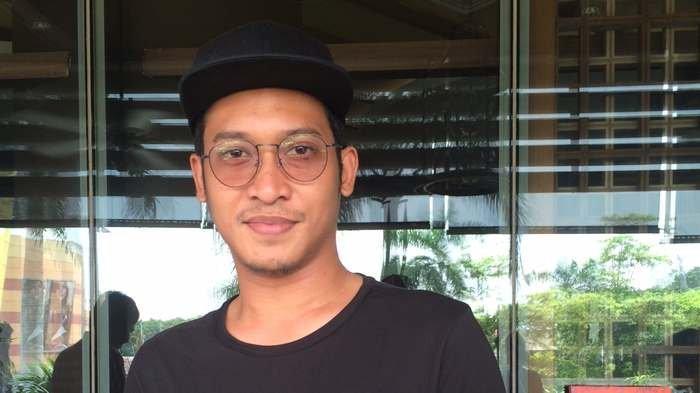 Artis Ade Firman Meninggal, Lukman Sardi: Tuhan Lebih Sayang Sama Lo ...