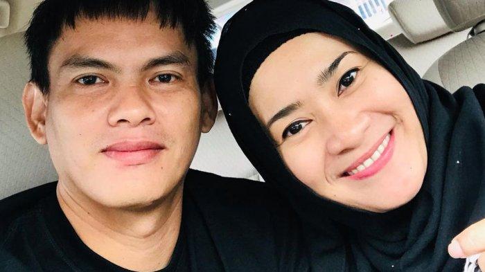 Ikke Nurjanah dan Suami Selalu Mesra Bikin Baper, Sosok Karlie Fu Jadi Sorotan - Tribunlampung.co.id