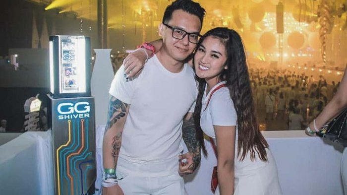Model Sekaligus DJ Cantik Derina Derin Siap Hentak Panggung Golden ...