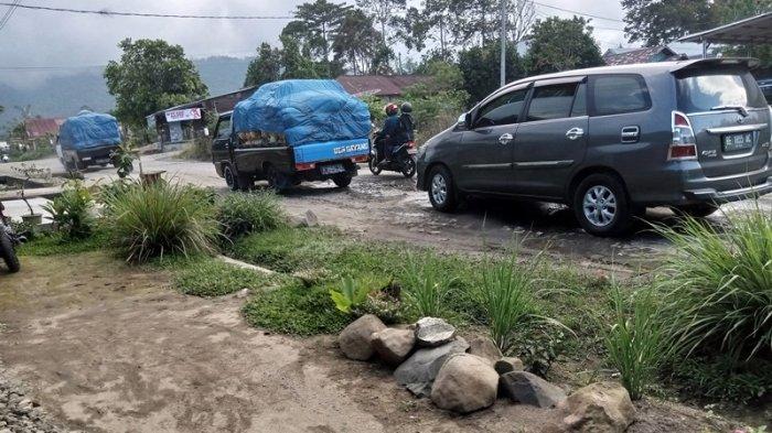Dinas PUPR Lampung Barat Anggarkan Rp 180 Juta untuk Perbaikan Jalan - Tribunlampung.co.id