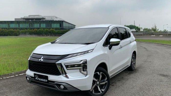 Xpander Facelift Rent A Mitsubishi Xpander (Grey), 2022 ID 04685, In