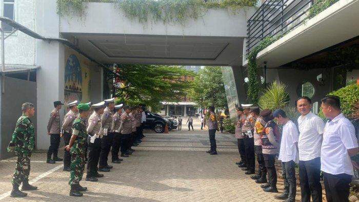 Ratusan Personel Gabungan Amankan Rapat Pleno Rekapitulasi Pilkada Pringsewu 2024 ...