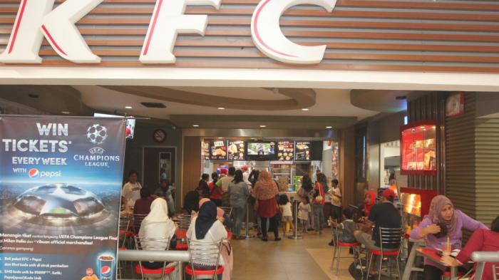 (FOTO) Mau Nonton Langsung Final Liga Champions di Italia, KFC Kasih ...
