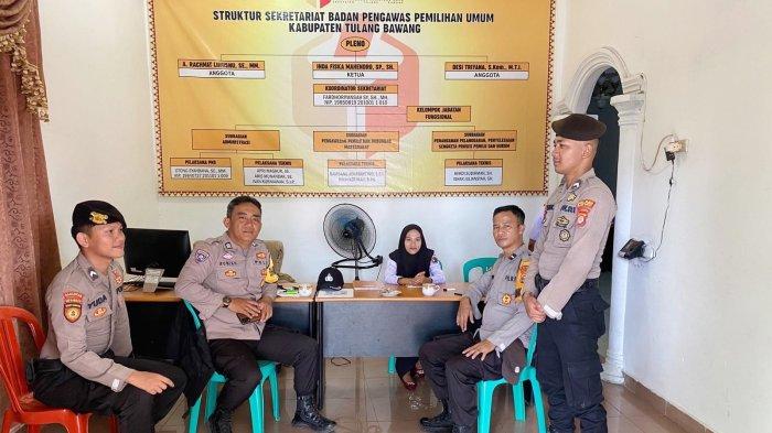 Polres Tulangbawang Polda Lampung Gelar KRYD di Kantor Penyelenggara Pemilu Paska Putusan MK ...
