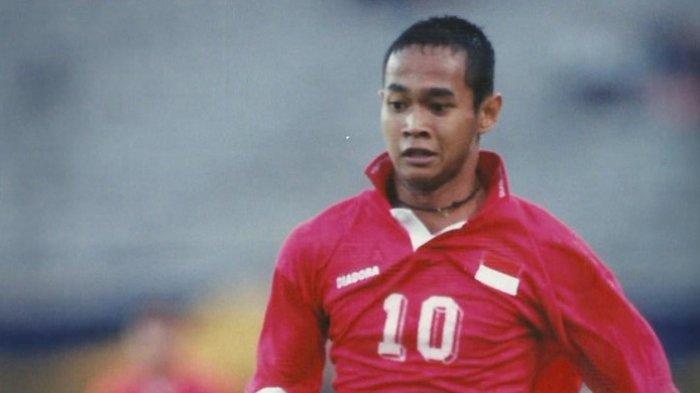 Sang Legenda Indonesia Kurniawan Dwi Yulianto Disebut Sebagai Salah ...