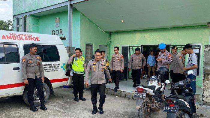 Kapolres Mesuji Polda Lampung Cek Situasi Pleno Rekapitulasi Suara Pemilu 2024 di PPK ...