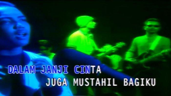 Lirik Lagu dan Video Buih Jadi Permadani Dinyanyikan Exist ...