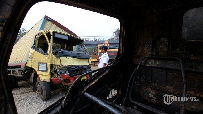 Obrolan Terakhir 2 Sopir Ungkap Penyebab Kecelakaan Maut Tol Cipularang, Lihat Foto dan Videonya ...