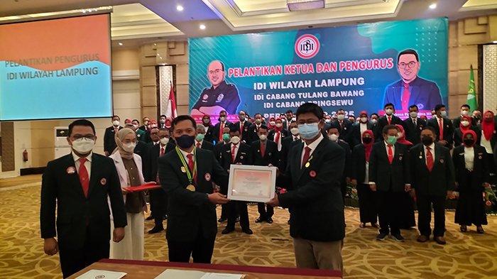 Dr Josi Harmas Resmi Pimpin IDI Lampung 2022-2025, Usung Konsep IDI Reborn - Tribunlampung.co.id