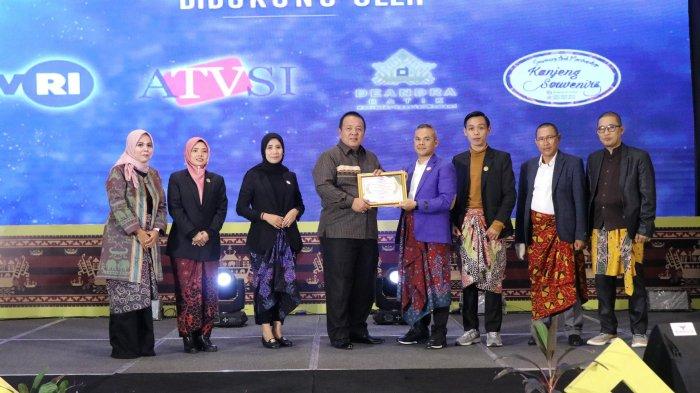Gubernur Arinal Raih Penghargaan Kategori Pemerintah Daerah Peduli Penyiaran dari KPID Lampung ...