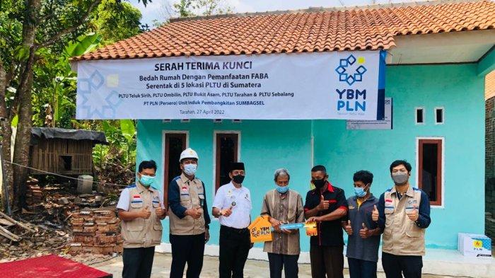 PLN Berhasil Selesaikan Program Bedah Rumah FABA Keluarga Abdullah ...