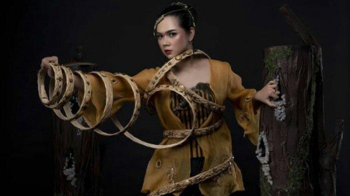 Potret Wanita di Repong Damar Raih Best Tradisional Kostum di Ajang ...